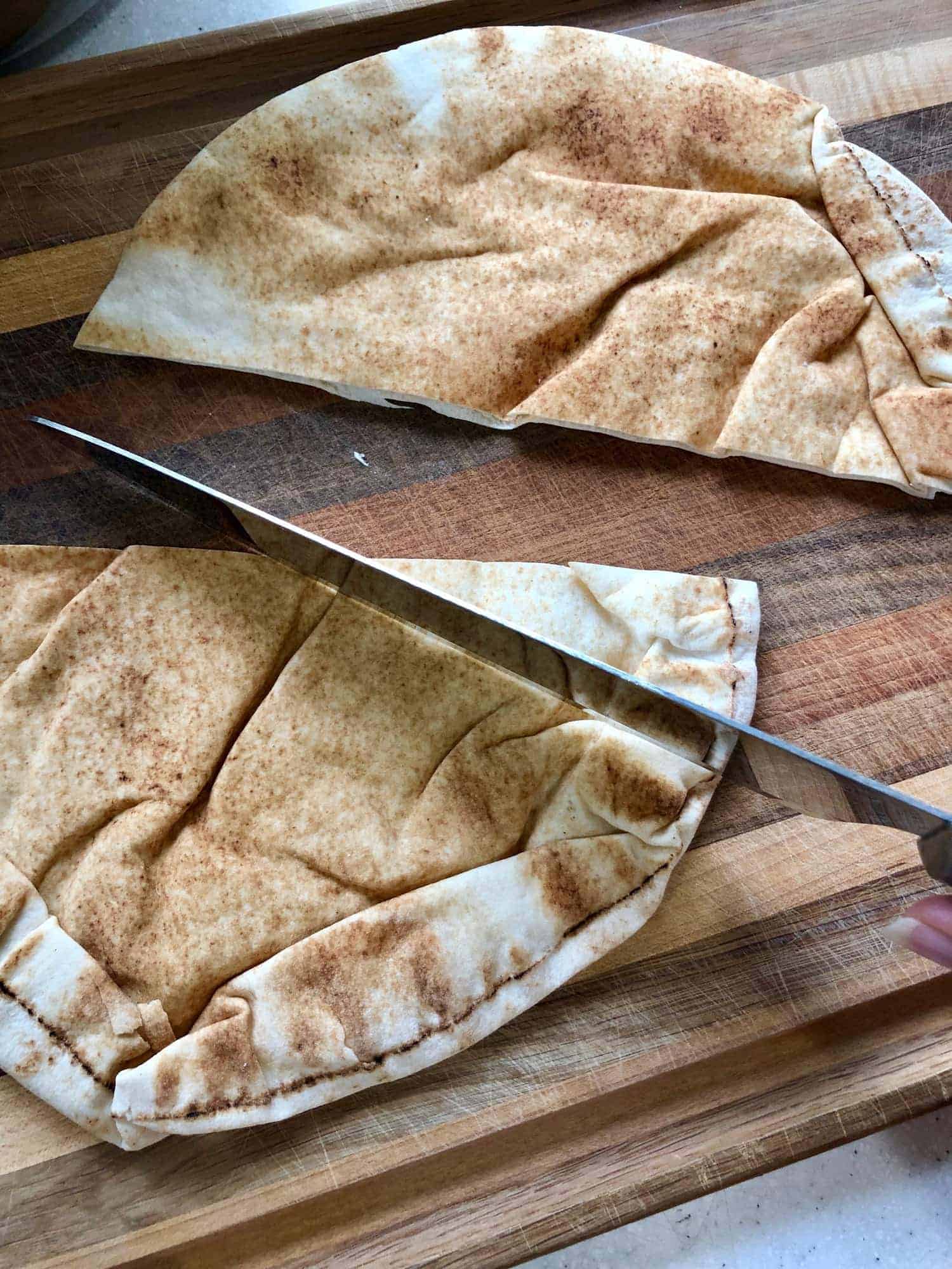 Crunchy Baked Pita Chips (without oil) - Very Veganish