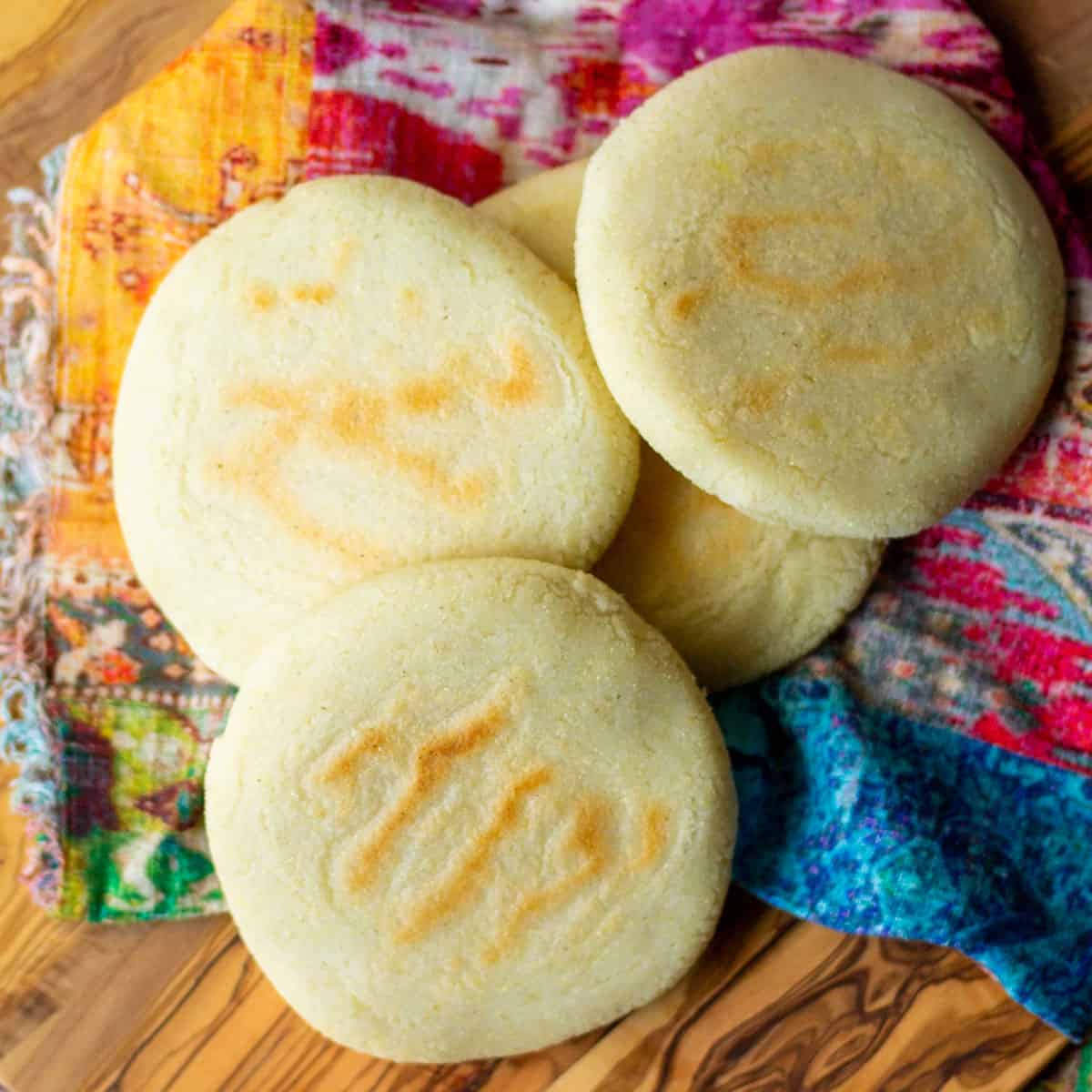 How to Make Venezuelan Arepas, Easy 1-Ingredient Recipe - Very Veganish