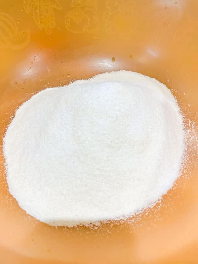 How to Make Venezuelan Arepas, Easy 1-Ingredient Recipe - Very Veganish