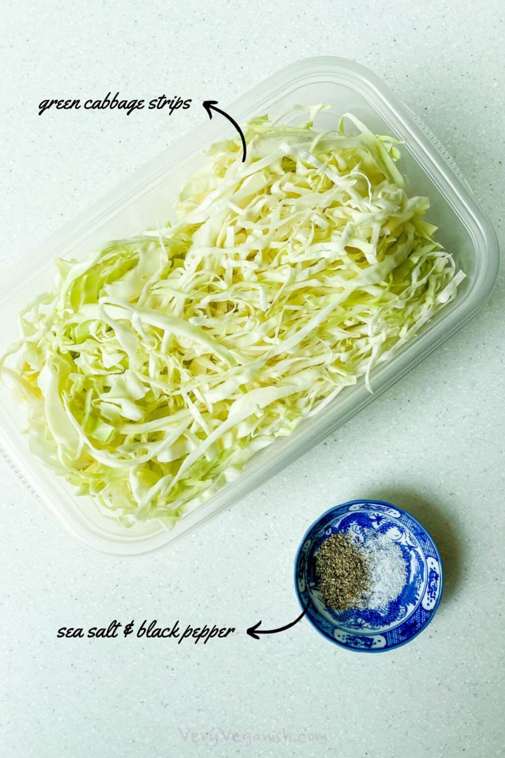 Charred Black Pepper Cabbage Strips (oil-free) - Very Veganish