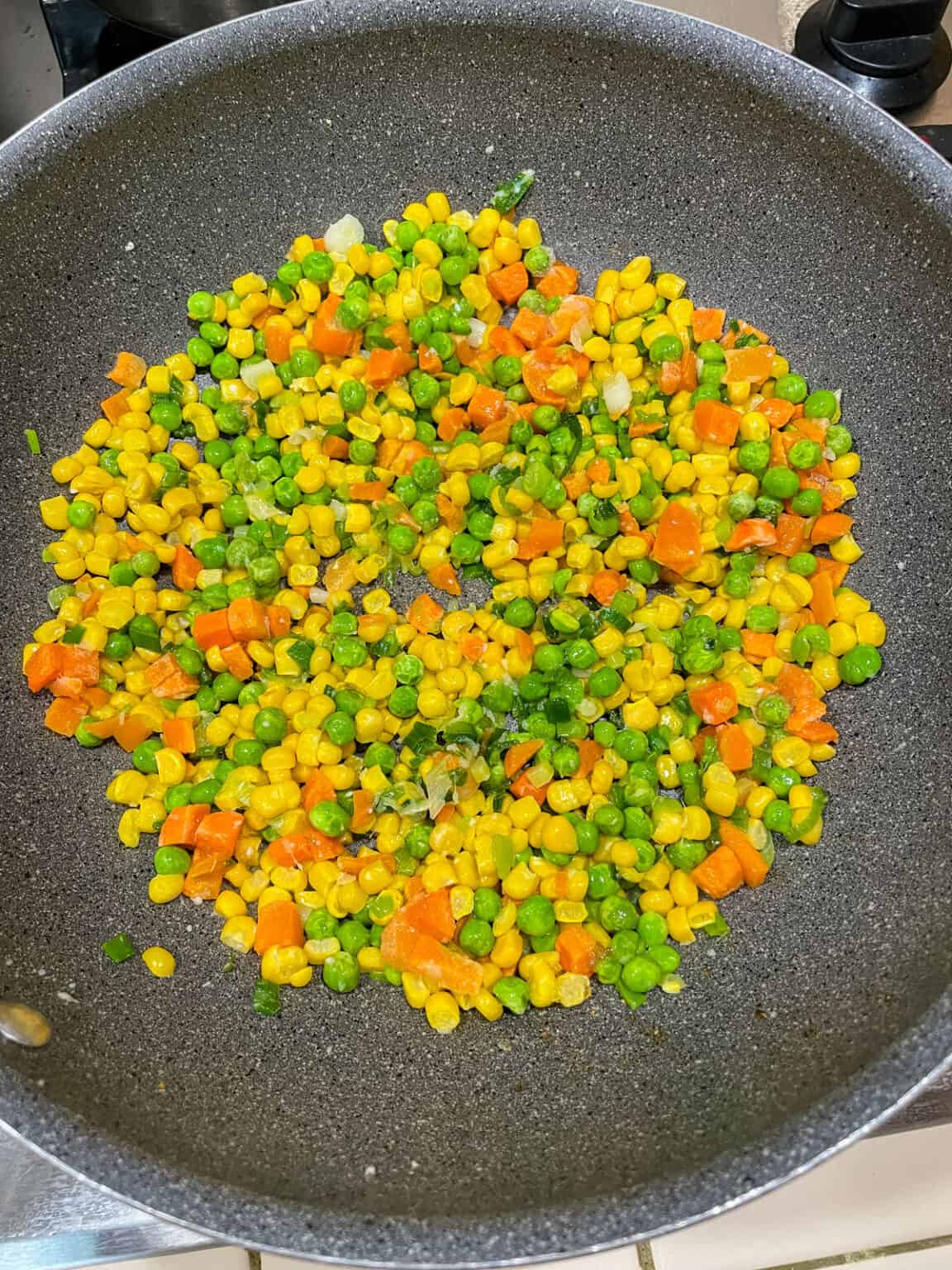 Vegetable Fried Rice (no egg) - Very Veganish