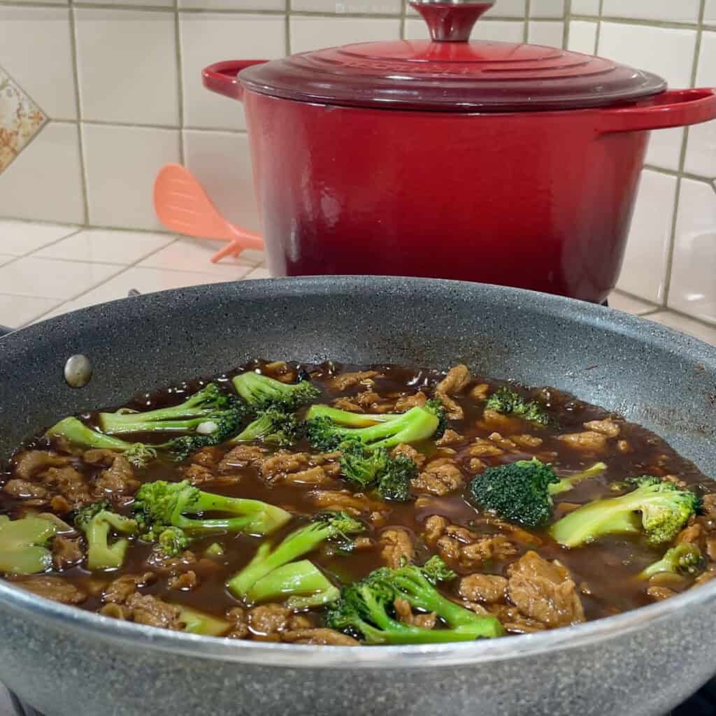 Soy Curl Beef and Broccoli (mostly oil-free) - Very Veganish